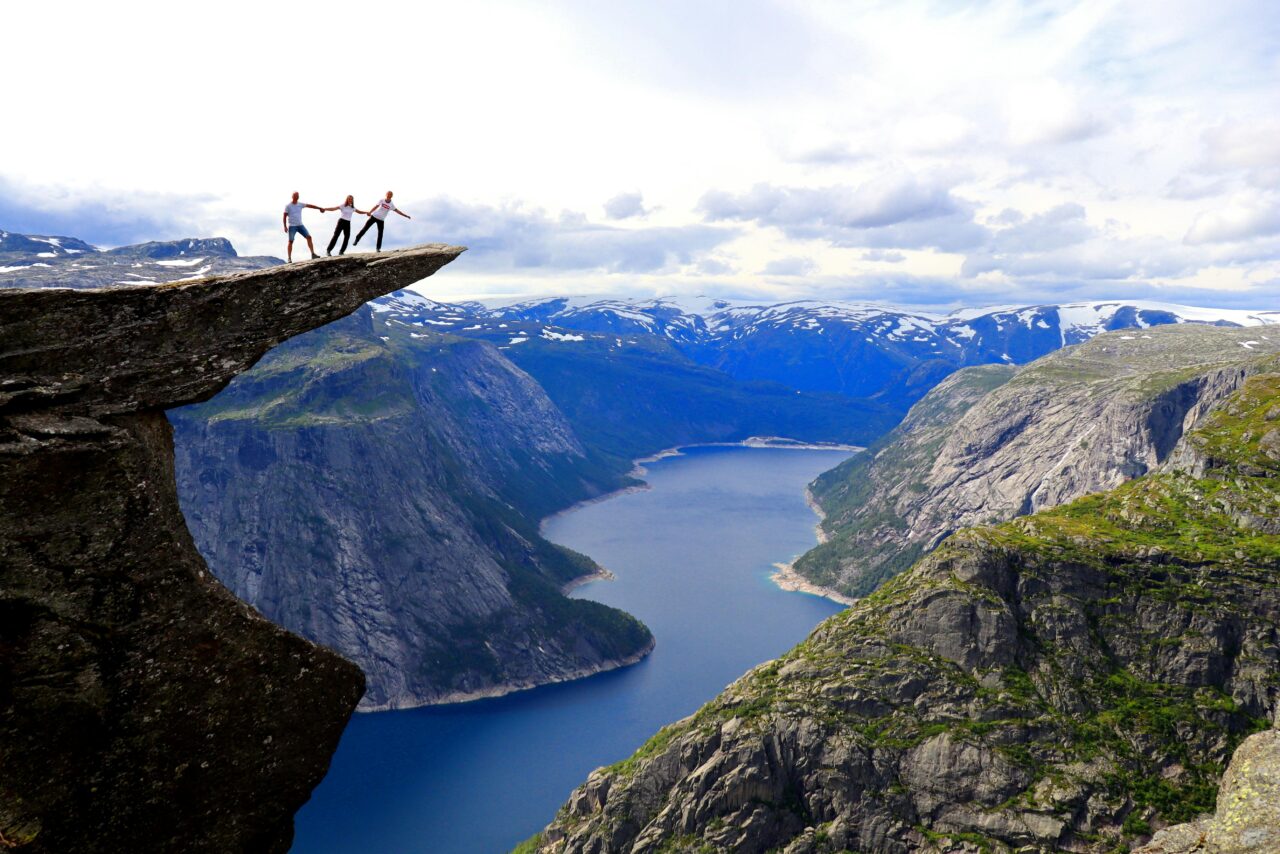 Vandra i Norge – Den ultimata guiden till fjordar, fjäll och frihet ...